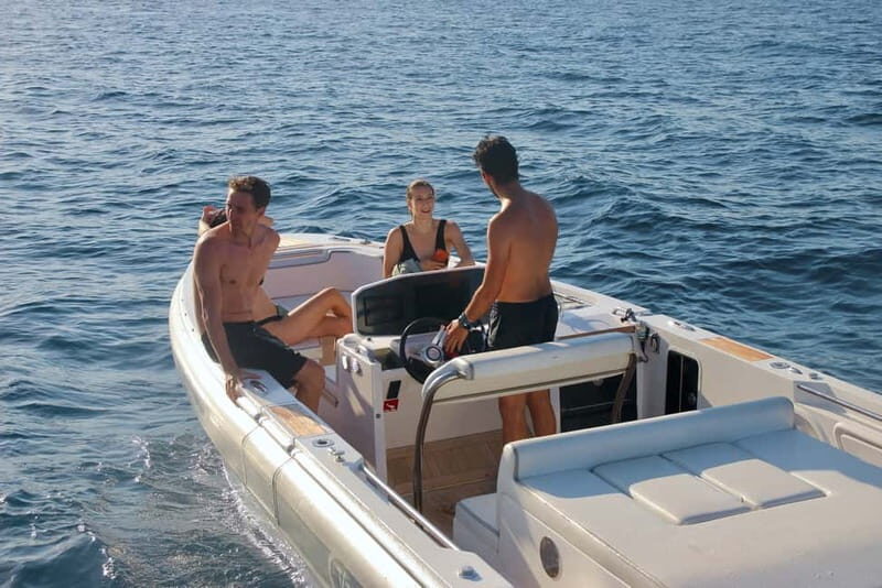 High-Performance Motor Sport Boat-Novurania (Fishing Option) - Who Is This Experience For?