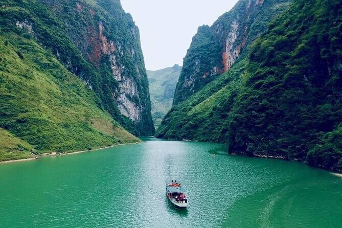 High Quality Small Group Ha Giang Loop Car Tour 2 Days 2 Nights - An Honest Look at the High-Quality Small Group Ha Giang Loop Car Tour