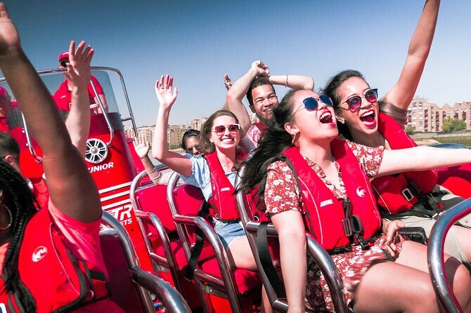 High-Speed Thames River Speedboat in London - London from a New Perspective: Our In-Depth Look at the Thames High-Speed Speedboat Tour