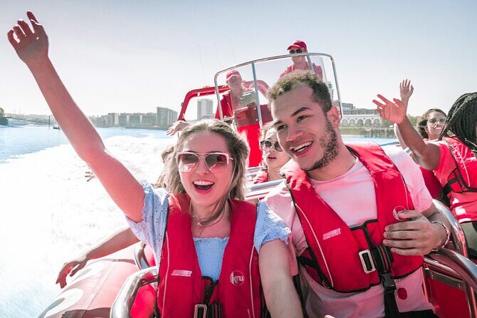 High-Speed Thames River Speedboat in London - The Experience in Detail: What to Expect
