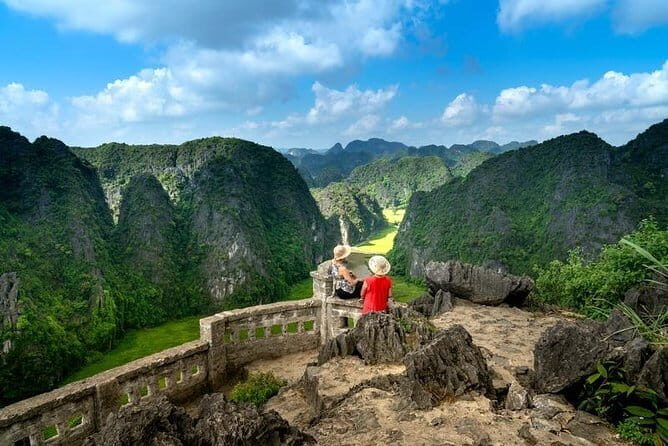 Highlight Ninh Binh Full Day Tour: Bai Dinh, Trang An, Mua Cave - Key Points