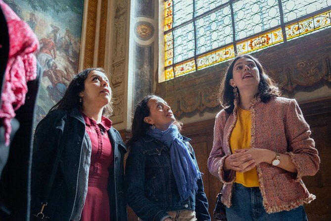 Highlights & Hidden Gems of Ile de Cité & the Left Bank: Private City Tour - What You Can Expect from the Guided Experience