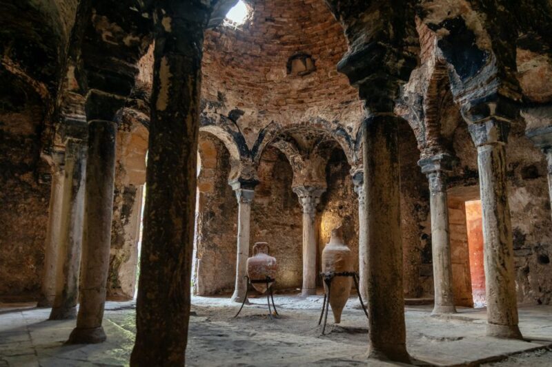 Highlights & Hidden Gems of Palma de Mallorca Private Tour - Key Points