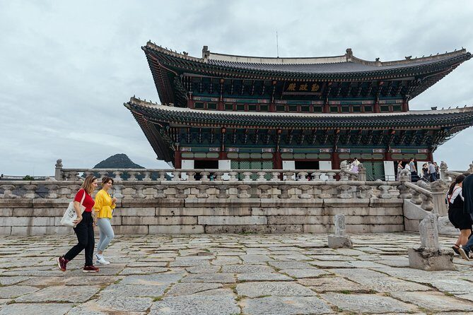 Highlights & Hidden Gems With Locals: Best of Seoul Private Walking Tour - Frequently Asked Questions