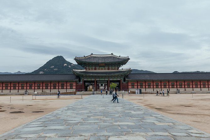 Highlights & Hidden Gems With Locals: Best of Seoul Private Walking Tour - Final Thoughts