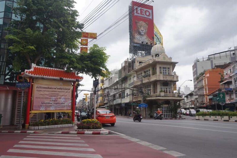 Highlights Local Bangkok Walking Tour with Local Guide - FAQ