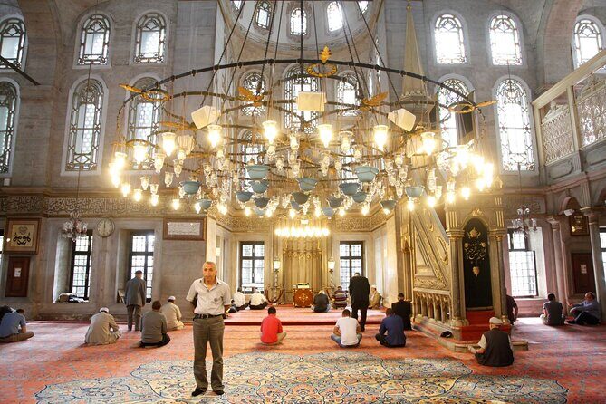 Highlights of Asia & Europe, Coach&Cruise Tour Guided Small Group - Authenticity and Traveler Reviews