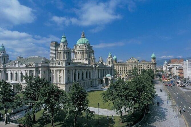 Highlights of Belfast sightseeing 4 hours private tour - Who Will Benefit Most from This Tour?