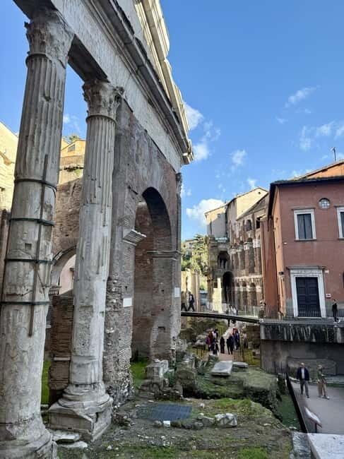 Highlights of Jewish Ghetto And Trastevere Walking Tour - An Honest, In-Depth Look at the Tour