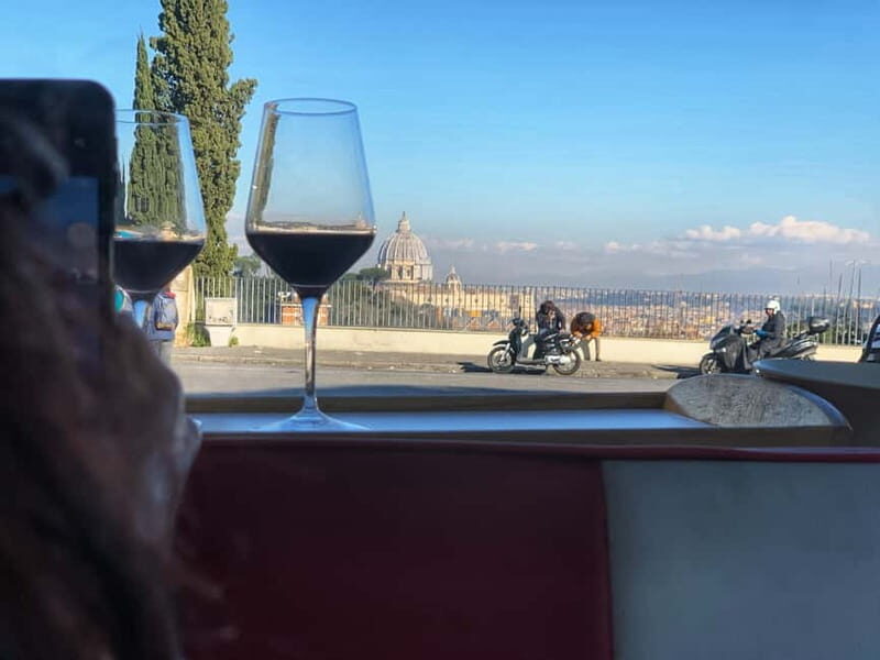 Highlights of Rome and Aperitif in a Fiat Vintage Van - Key Points