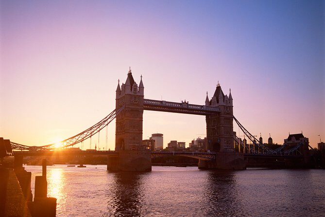 Highlights of Royal London Bike Tour with River Cruise Package - The Itinerary in Detail