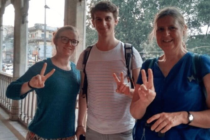 Highlights of the Udaipur (Guided Full Day Sightseeing City Tour) - Transportation & Timing