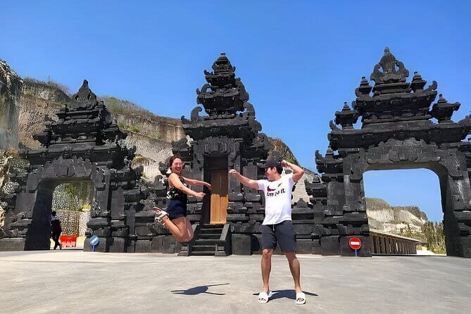 Highlights Padang - Padang, Melasti Beach & Jimbaran Dinner - Key Points