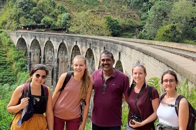 Highly recommended multi day tour in Sri Lanka - Day 4: From Tea Country to Nuwara Eliya