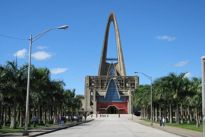 Higuey City Tour - A Cultural Experience From Punta Cana - Exploring Higuey: A Balancing Act of Culture, History, and Convenience