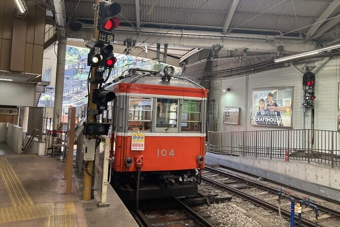 Hike Hakone Hachiri - Ending at Mishima and the Water Heritage Area