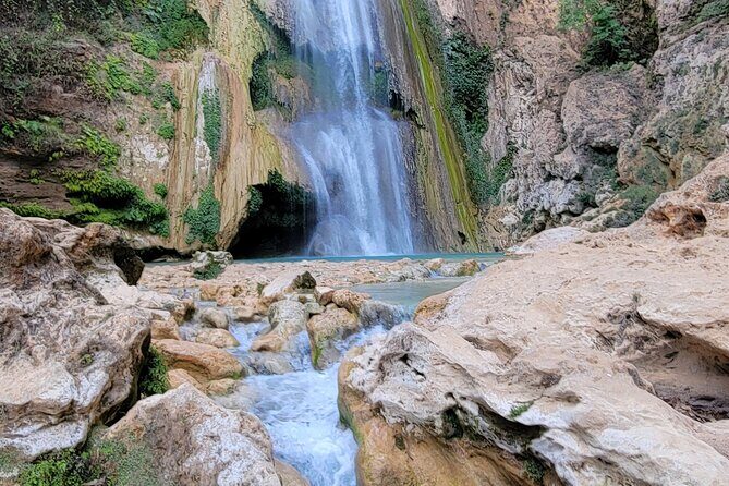 Hike in Apoala and Discover its Impressive Waterfalls - Transport, Logistics, and Physical Expectations