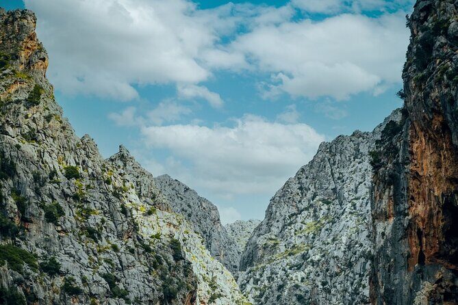 Hike the canyon of Torrent de Pareís - The Itinerary in Detail