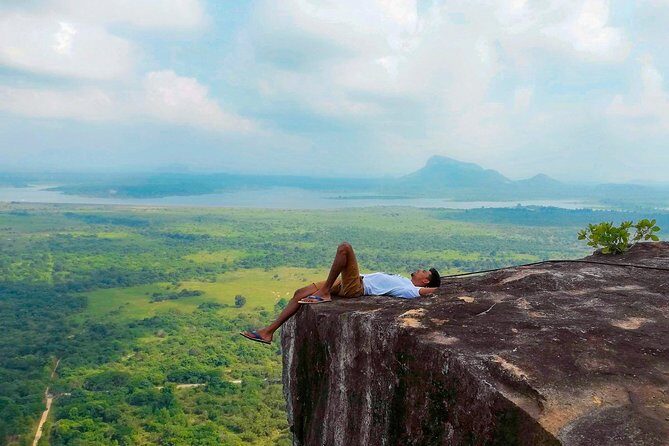 Hike to Danigala Circular Rock from Polonnaruwa - What Travelers Say (Based on Reviews and Descriptions)