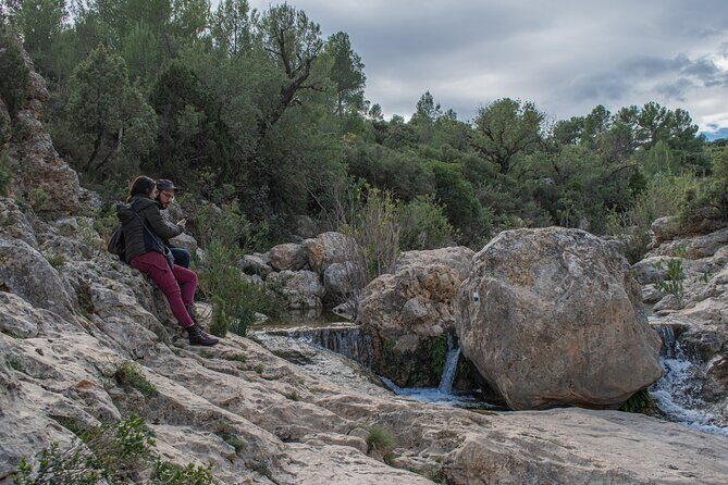 Hiking Experience between Waterfalls in Buñol from Valencia - The Guides and Their Impact