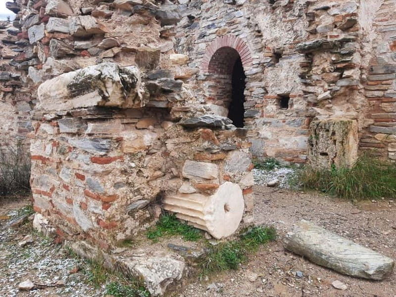 Hiking in Athens: The Dragon House of Mount Hymettus - Key Points