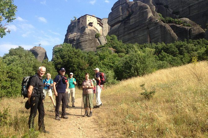 Hiking in magnificent Meteora - Key Points