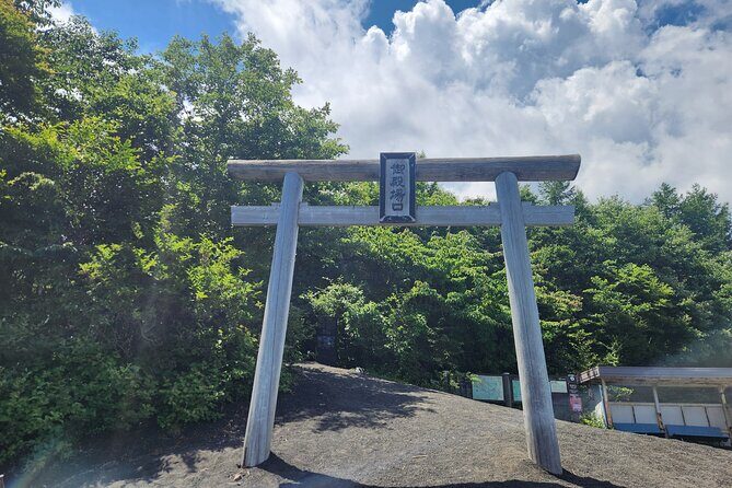 Hiking the Historic Houei-zan Crater: Mt. Fujis Volcanic Journey - Authentic Experiences and Authentic Scenery