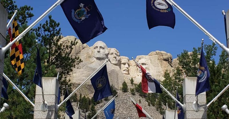 Hill City: Private Mount Rushmore, Crazy Horse & More Tour - Introducing the Experience