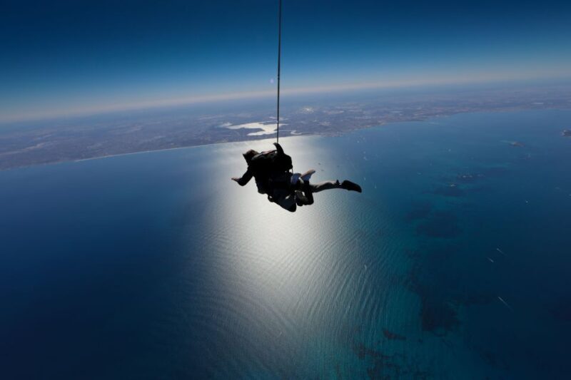 Hillary's Harbour: Rottnest Island Skydive and Ferry Package - A Complete Look at the Experience