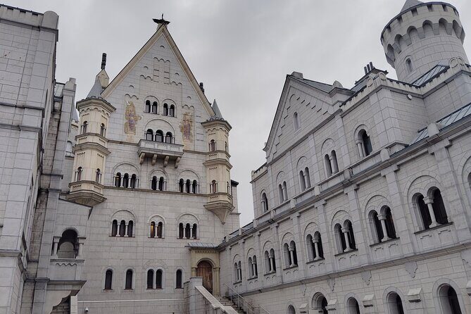 Himeji: Explore Taiyo Parks Hidden Castle & World Landmarks - Practical Tips for Visitors