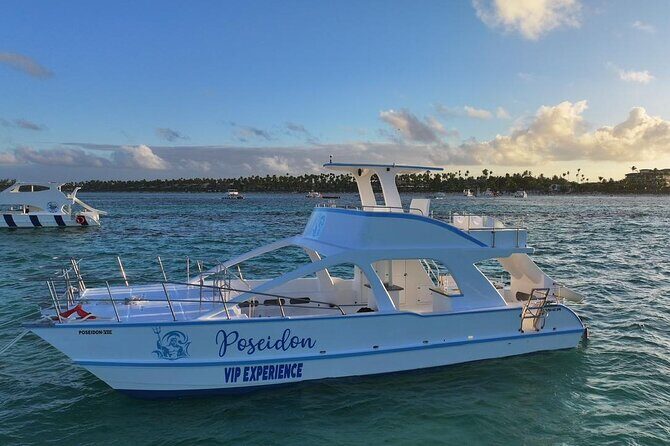 Hip Hop Adult Only Party Boat with DJ Unlimited Drinks and Sand-bar - An Overview of the Experience