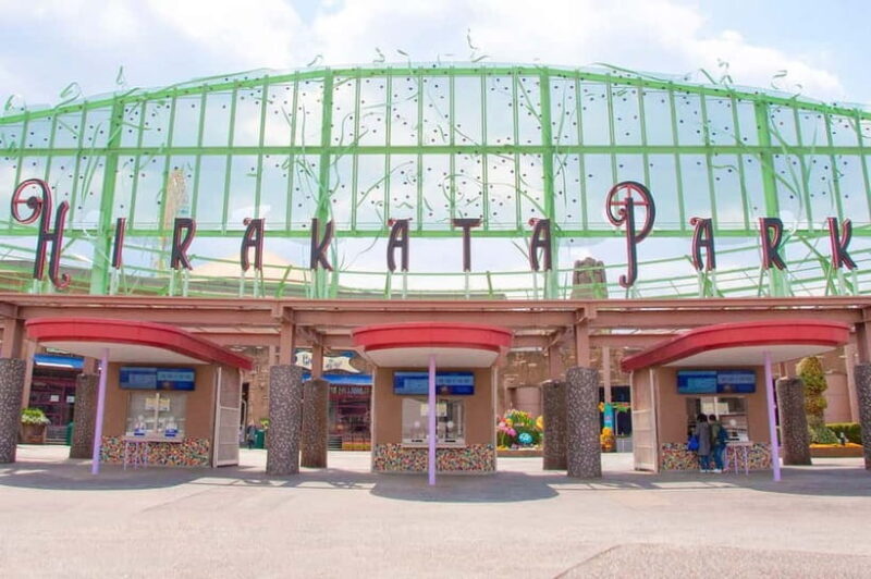 Hirakata Park: Admission Ticket with All-Access Pass - A Day Filled with Rides, Shows, and Scenic Views