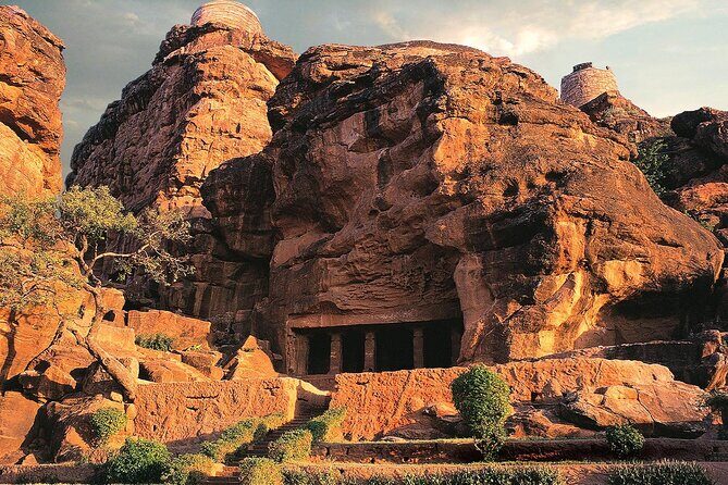 Hire a Guide to visit Badami/Aihole/Pattadakal with own transport - A Deep Dive Into the Sites