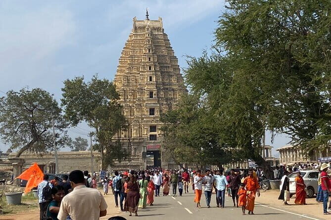 Hire a Licensed Guide for Fullday Hampi visit with own transport - An In-Depth Look at the Hampi Guided Tour Experience
