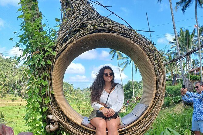 Hire Car with Driver in Bali - Why the Reviews Spark Confidence