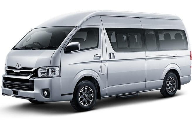 Hire Luxury Van 15 Seat Toyota Hiace - Key Points