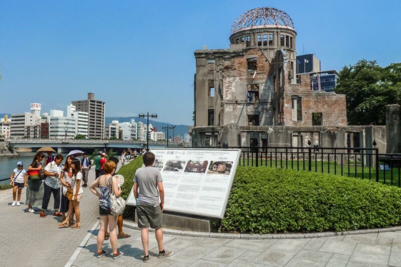 Hiroshima: Hidden Gems and Highlights Private Walking Tour - Key Points