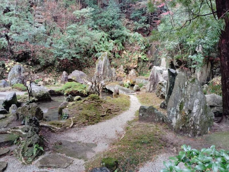 Hiroshima: Mitaki-ji Temple Guided Tour 1.5h - Key Points