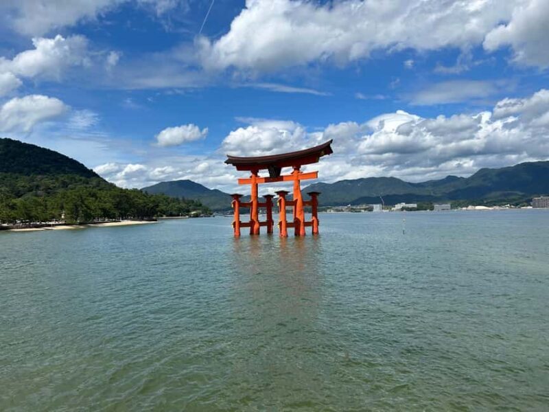 Hiroshima & Miyajima 6.5h Guided Tour  Dome, Park & Shrine - Key Points