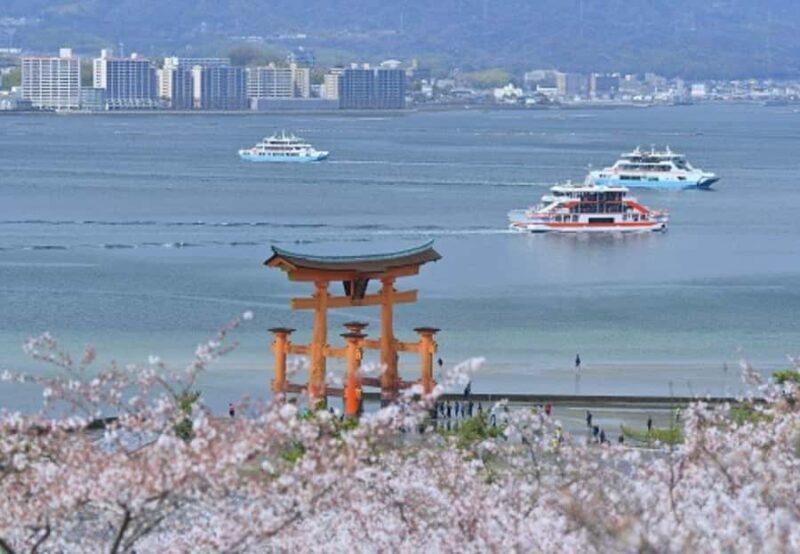 Hiroshima & Miyajima: History, Beauty, and Iconic Views - Who This Tour Is For