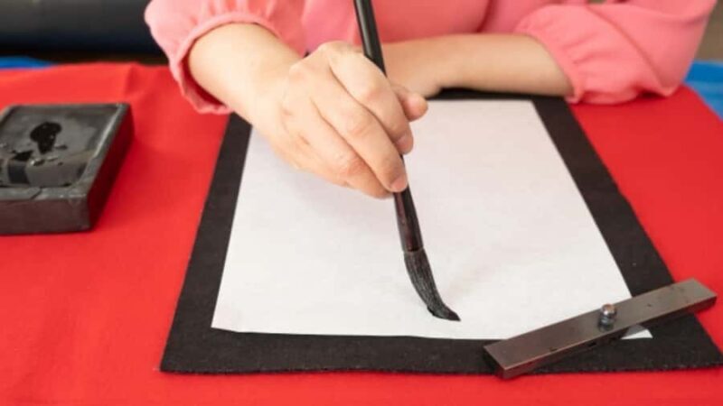 Hiroshima: Private Japanese Calligraphy (Kanji) Experience - Key Points