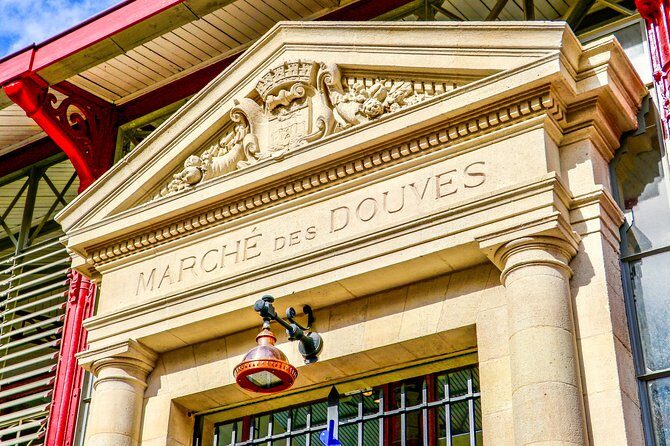Historic Bordeaux: Exclusive Private Tour with a Local Expert - What Travelers Say and Why It Matters