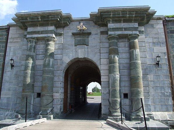 Historic District of Old Quebec walking tour (3h) - Introduction