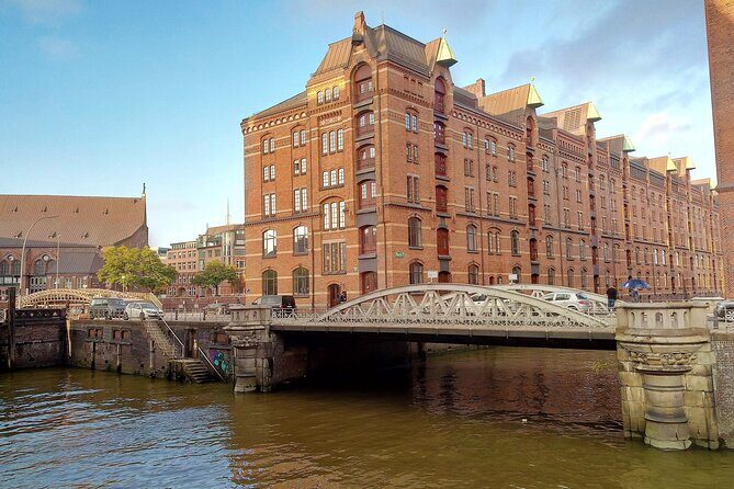 Historic Free Tour of Hamburg Old Warehouse District - Detailed Breakdown of the Itinerary