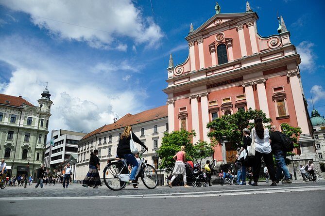Historic Ljubljana Tour with Ljubljana Castle included - An In-Depth Look at the Tour Itinerary