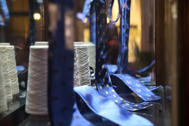 Historic Shops in Genoa: Tour Through Tradition and Flavours - Who Should Consider This Tour?