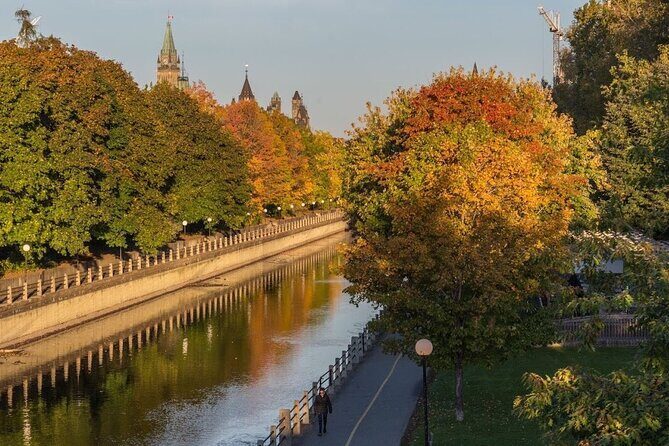 Historic Walk and Traditional French Canadian Feast - An In-Depth Look at the Experience