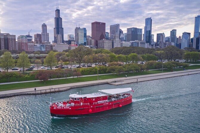 Historical and Architectural Chicago Fireboat River/Lake Cruise - Why This Tour Stands Out