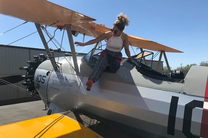 Historical Flight in an Open Cockpit Biplane from WWII - A Deep Dive into the Experience