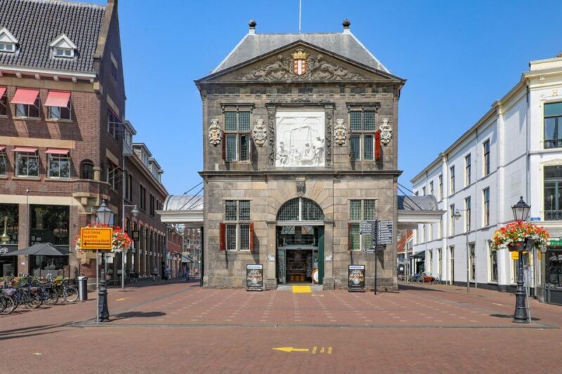 Historical Gouda: Private Tour with Local Guide - Authentic Insights from Reviews